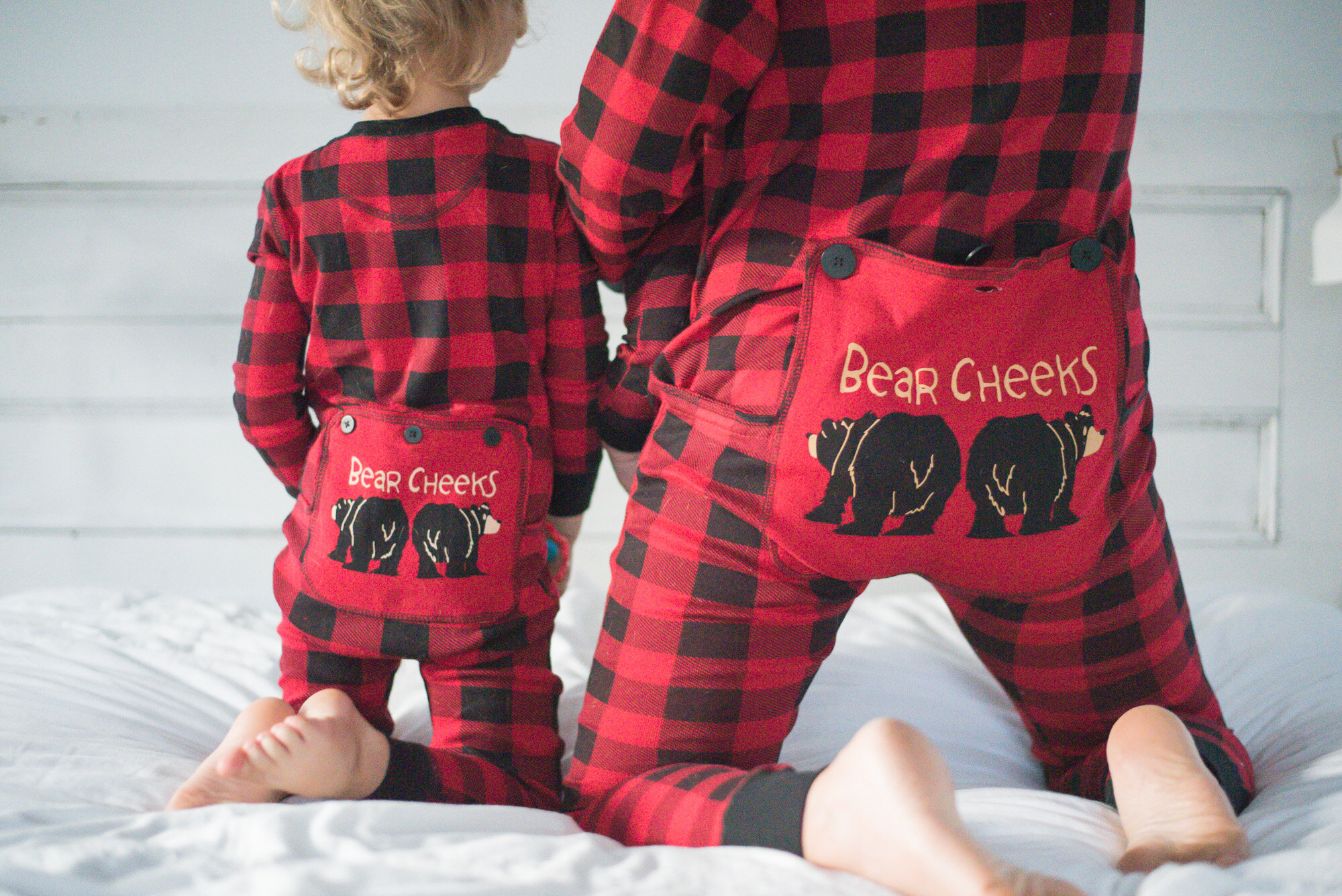 My 10 Favorite Things About Christmas With Kids - The Wild Decoelis