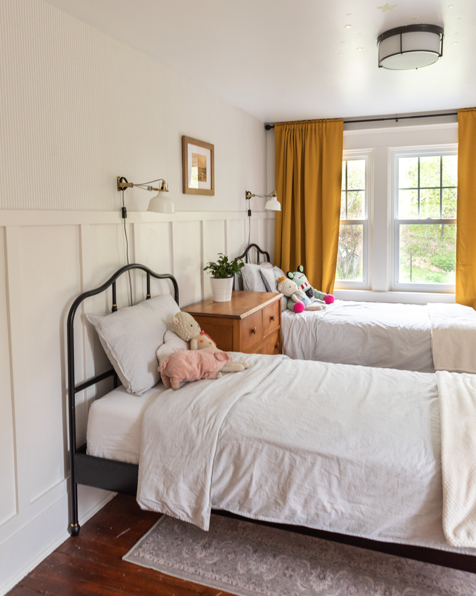 Our Kids Gender Neutral Shared Bedroom - The Wild Decoelis